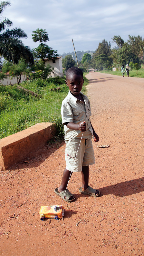 Minunații copii din Africa | PEMPTOUSIA